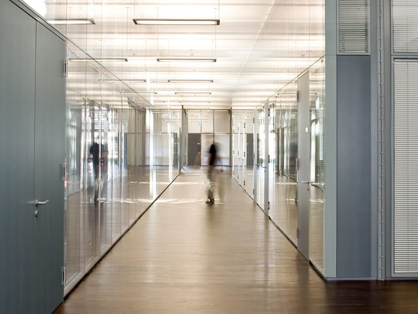 SYSTEM 2300 Parede móvel By Strähle Raum-Systeme