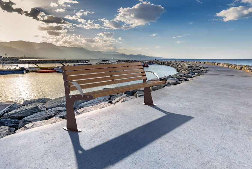 CENTER Bench By Studio Città