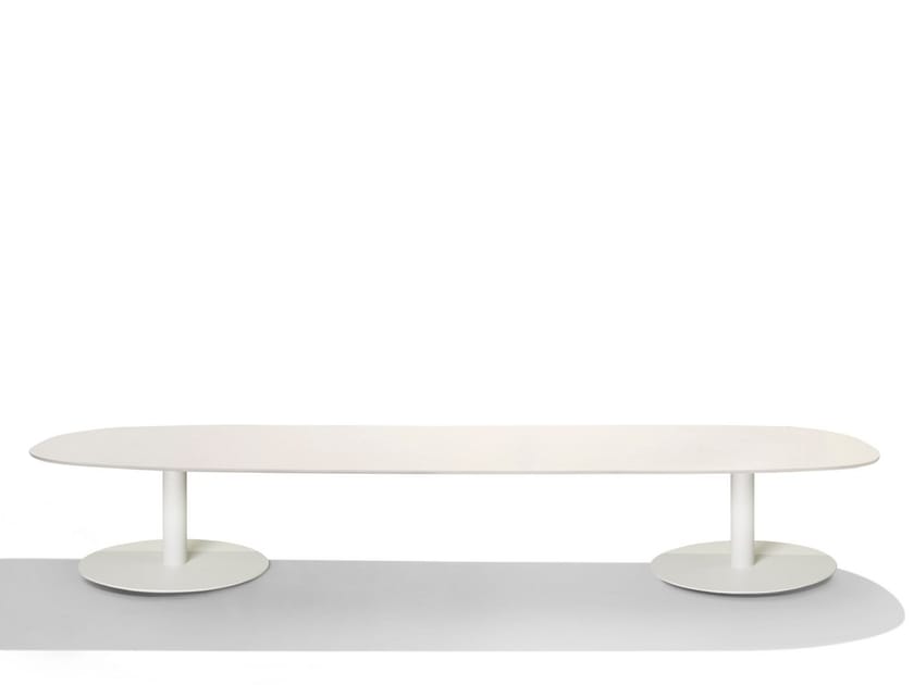 T-TABLE Low ceramic garden side table By TRIBÙ