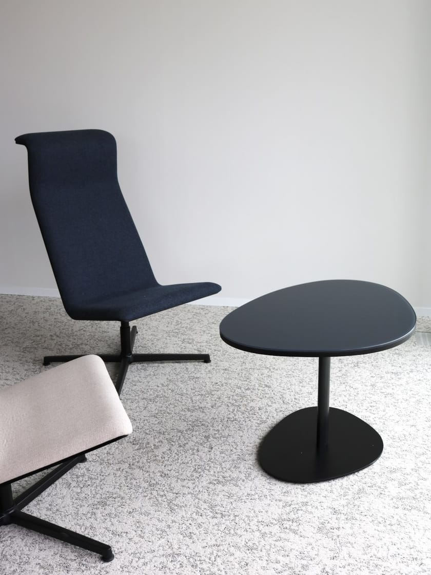 Swivel easy chair with 4-spoke base high-back TAB LOUNGE By Bulo