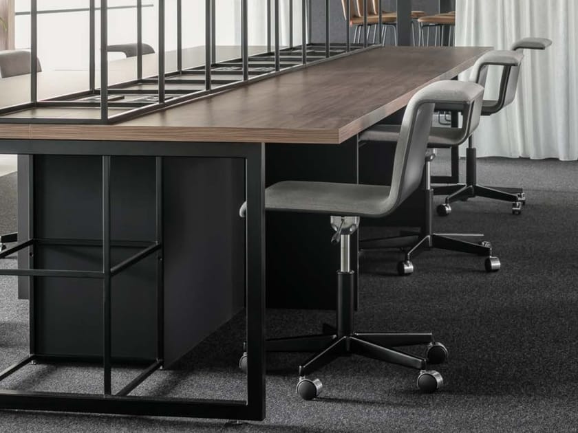 TAB Swivel fabric office chair with 5-Spoke base By Bulo | design Alain ...