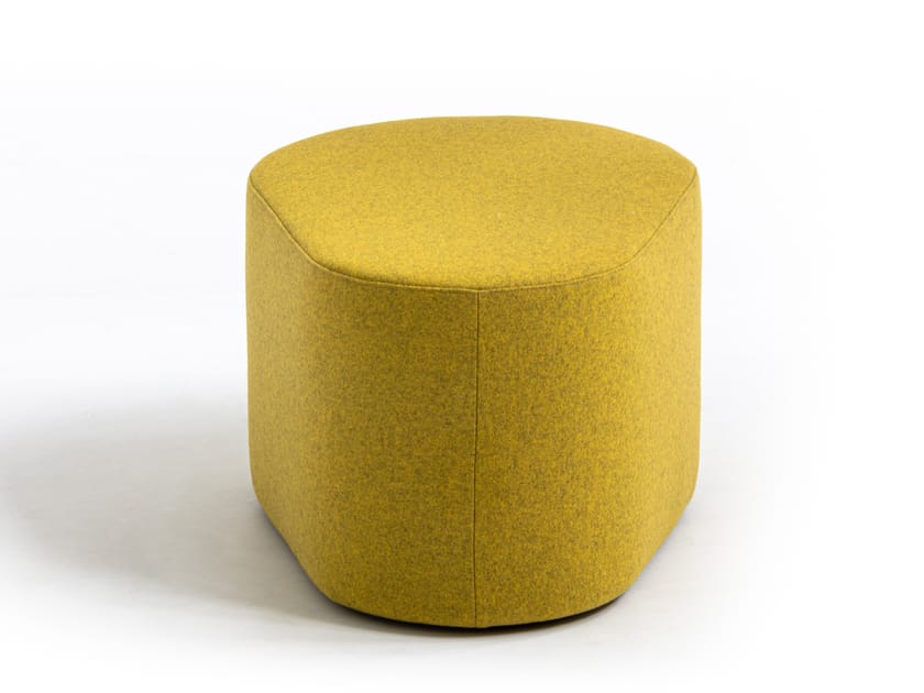 TABA Fabric pouf By Moroso | design Alfredo Häberli
