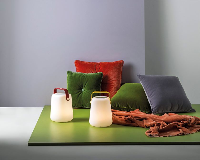 Portable LED table lamp with sound speaker TAKE AWAY SOUND In&Out ...