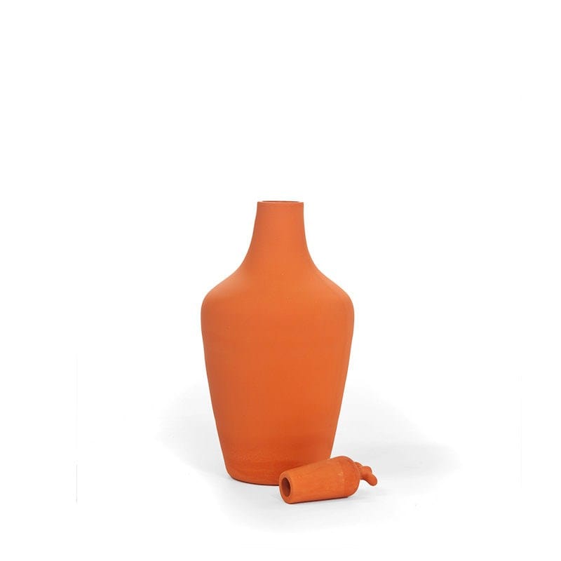 Bottiglia in terracotta TAP WATER CARAFE By Vij5 design Lotte de Raadt