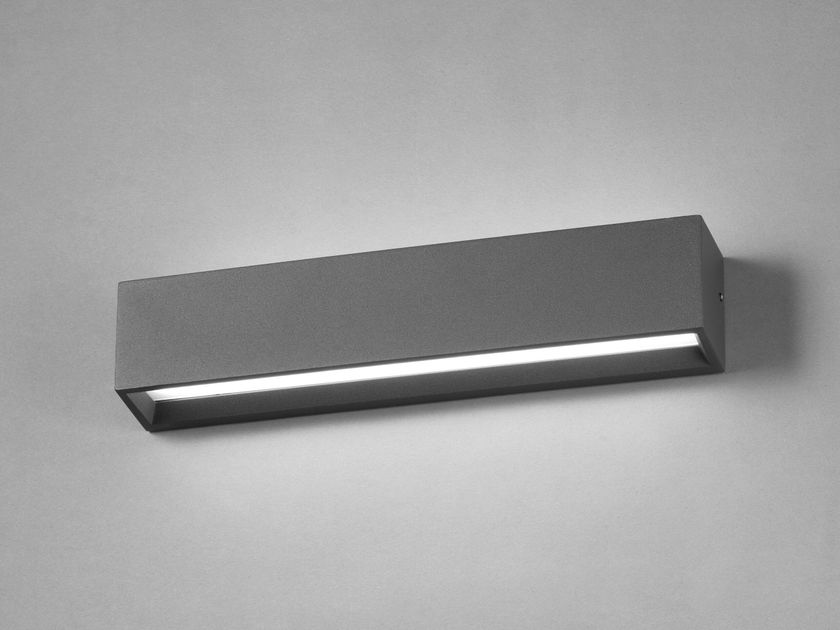 MRS SMITH Outdoor wall lamp By TARGETTI