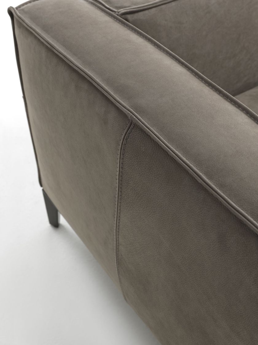 TAYLOR JUNIOR | Sofa By Frigerio Design R&D Department