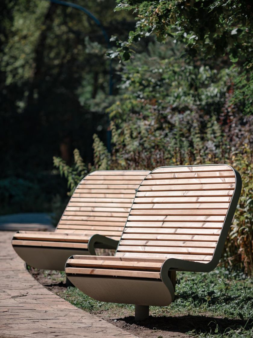 TECHNO | Steel and wood outdoor chair By Punto Design design Arturo ...