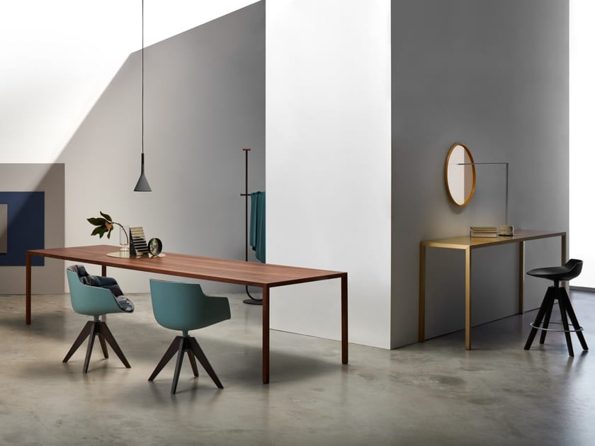 桌子 TENSE FINE WOOD By MDF Italia 设计师Piergiorgio Cazzaniga