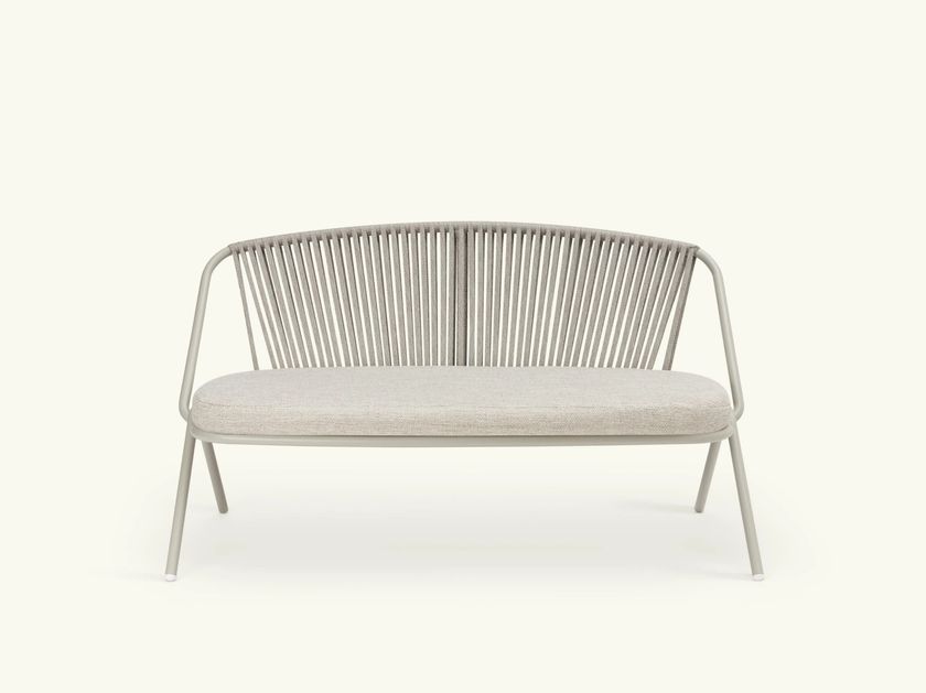 FUNE Garden sofa By TEPORIA