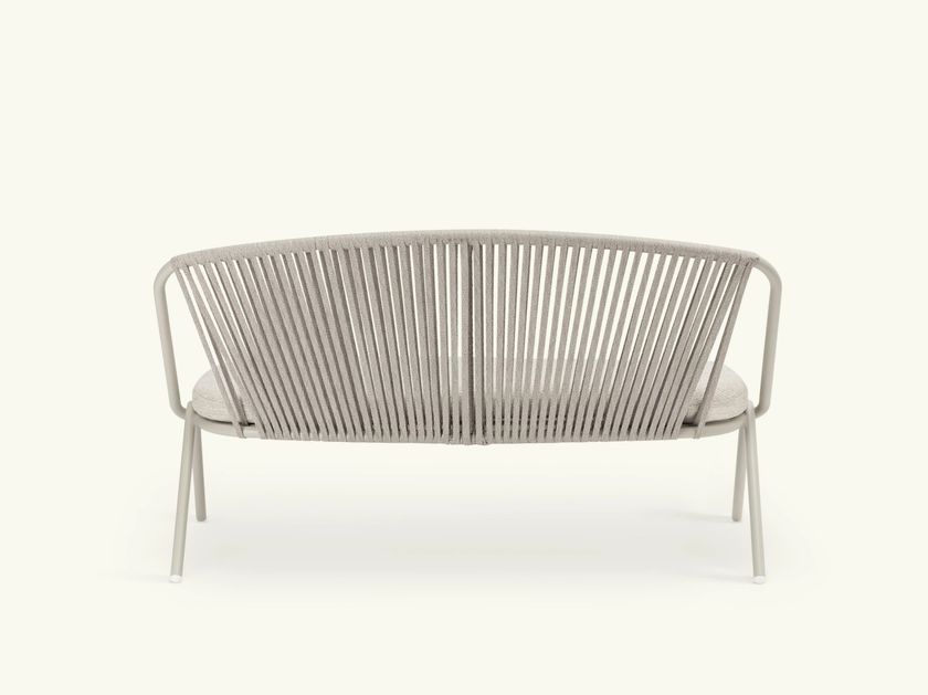 FUNE Garden sofa By TEPORIA