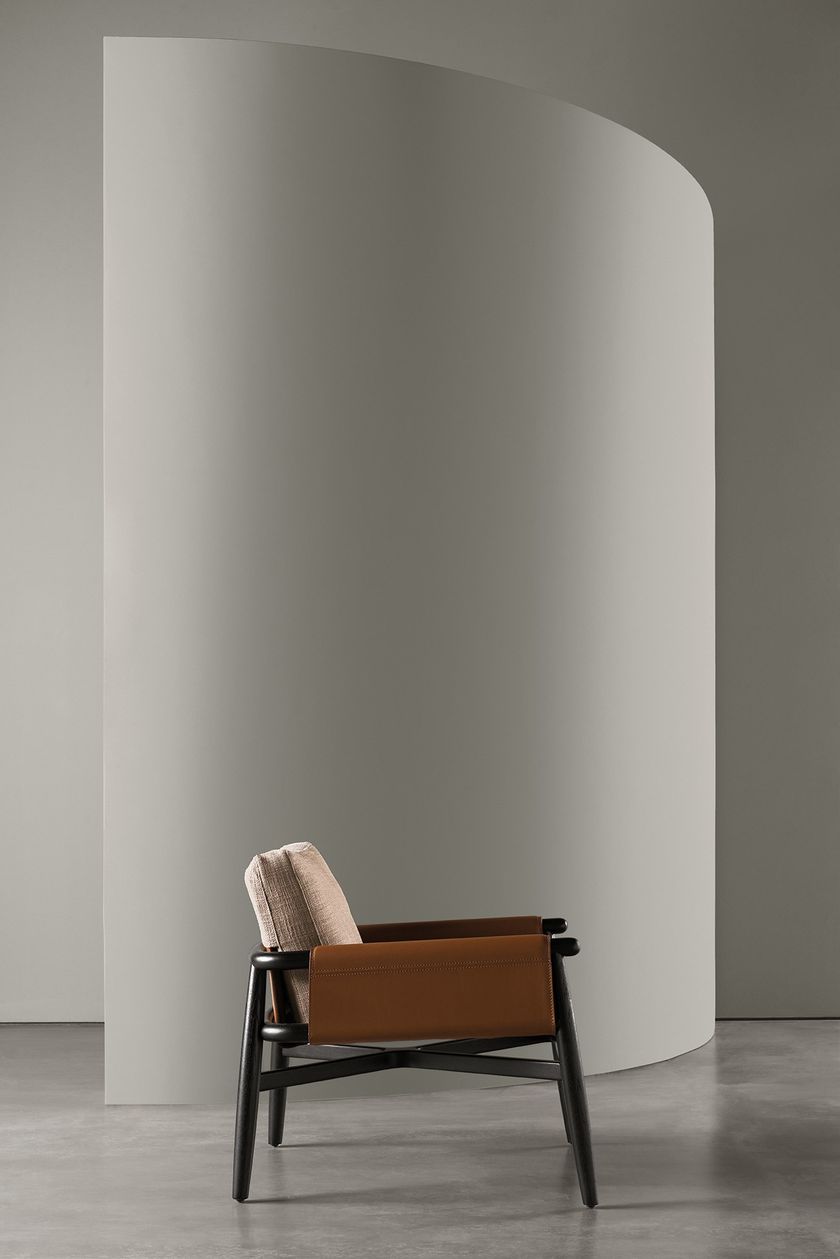 TERESA KUOIO Poltrona in cuoio con braccioli By Meridiani | design ...