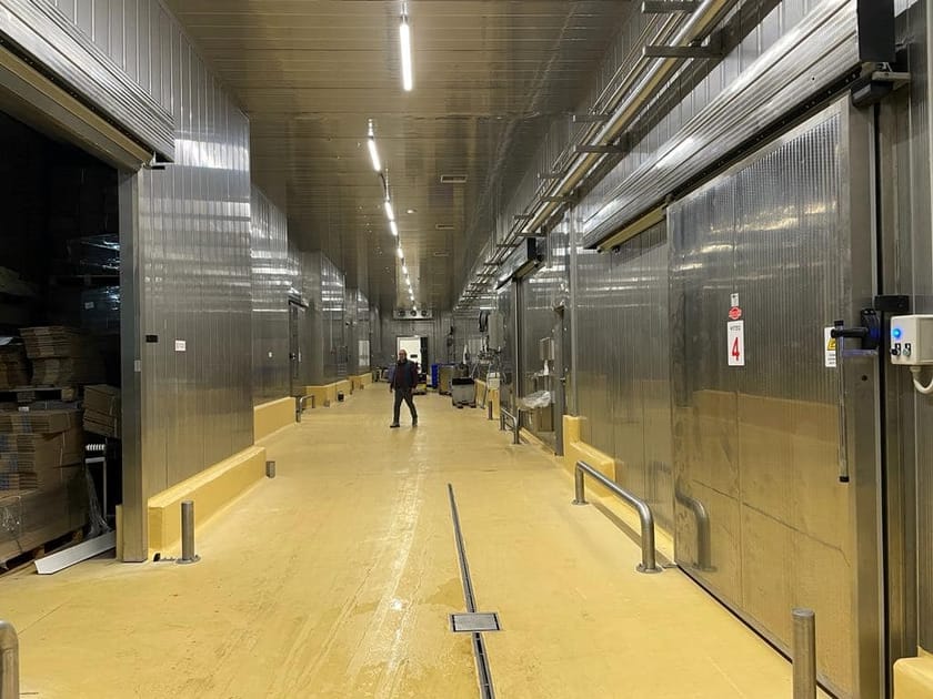 TERMOPARETI® TPG/C-LAB Insulated metal panel for facade By ELCOM SYSTEM