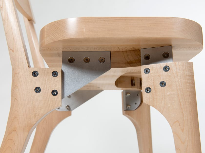 Sedia in acero THE MAPLE BUTCHER BLOCK CHAIR By KHEM Studios