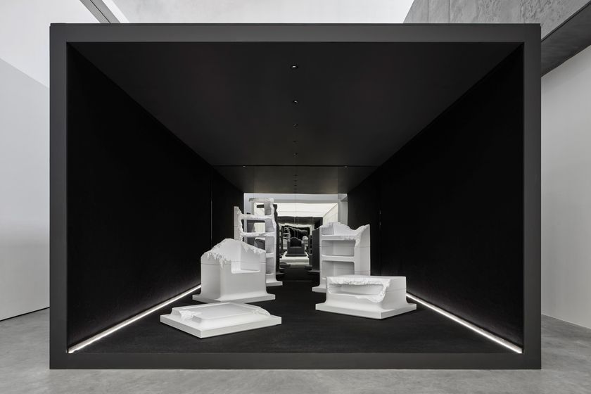 THE SCULPTED SERIES | Armchair By Gufram design Snarkitecture