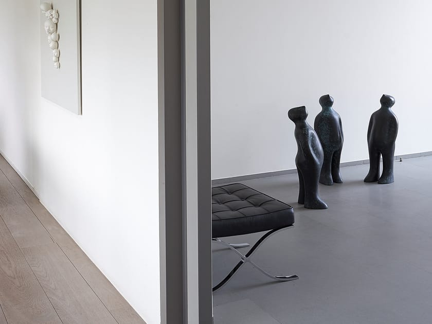 THE VISITOR BRONZE Scultura in bronzo By Gardeco | design Guido Deleu