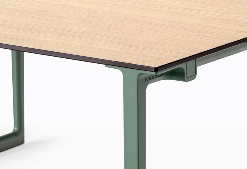 TOA WORKSTATION TOA3S office desk By Pedrali design Robin Rizzini