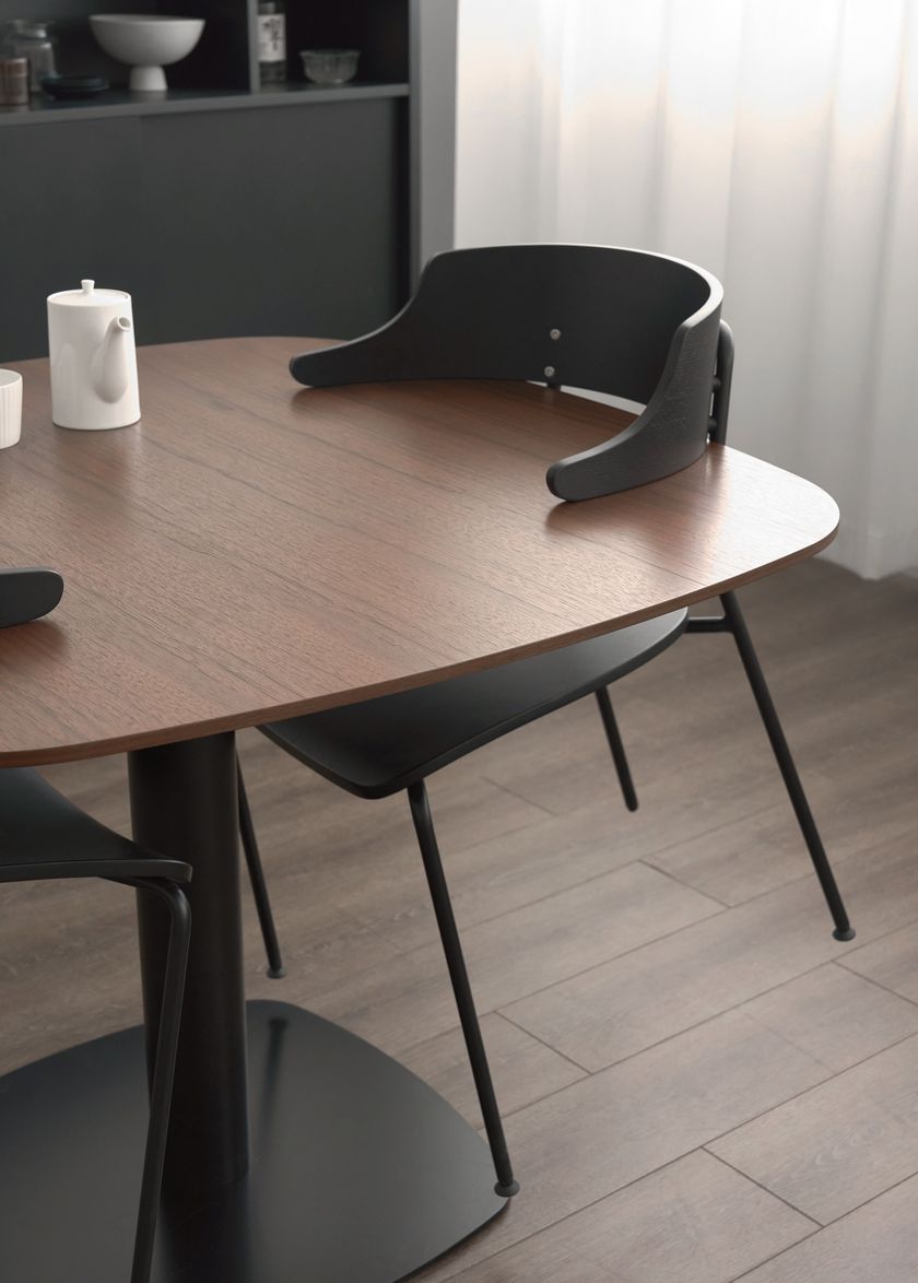 TOFFEE Table à manger carrée en bois By grado design
