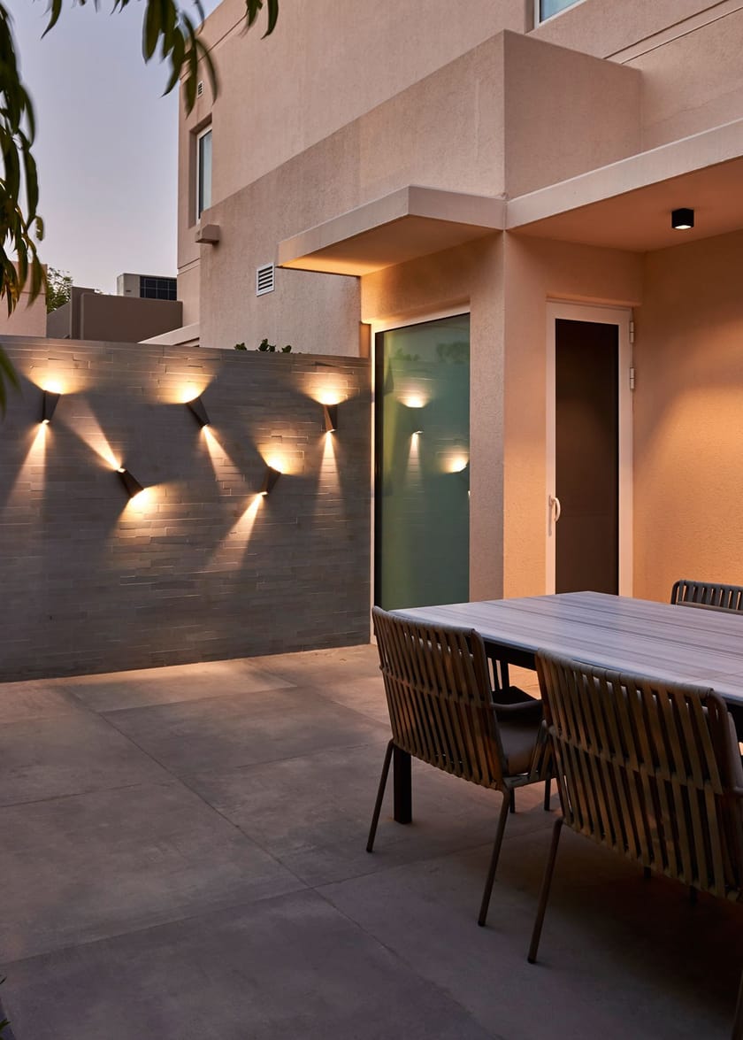 TOPIX L X Applique per esterno By Delta Light