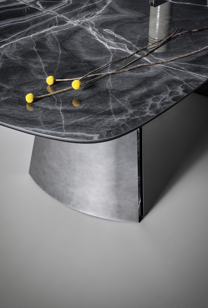 TORII | Barrel-shaped table Barrel-shaped table By Bonaldo | design ...