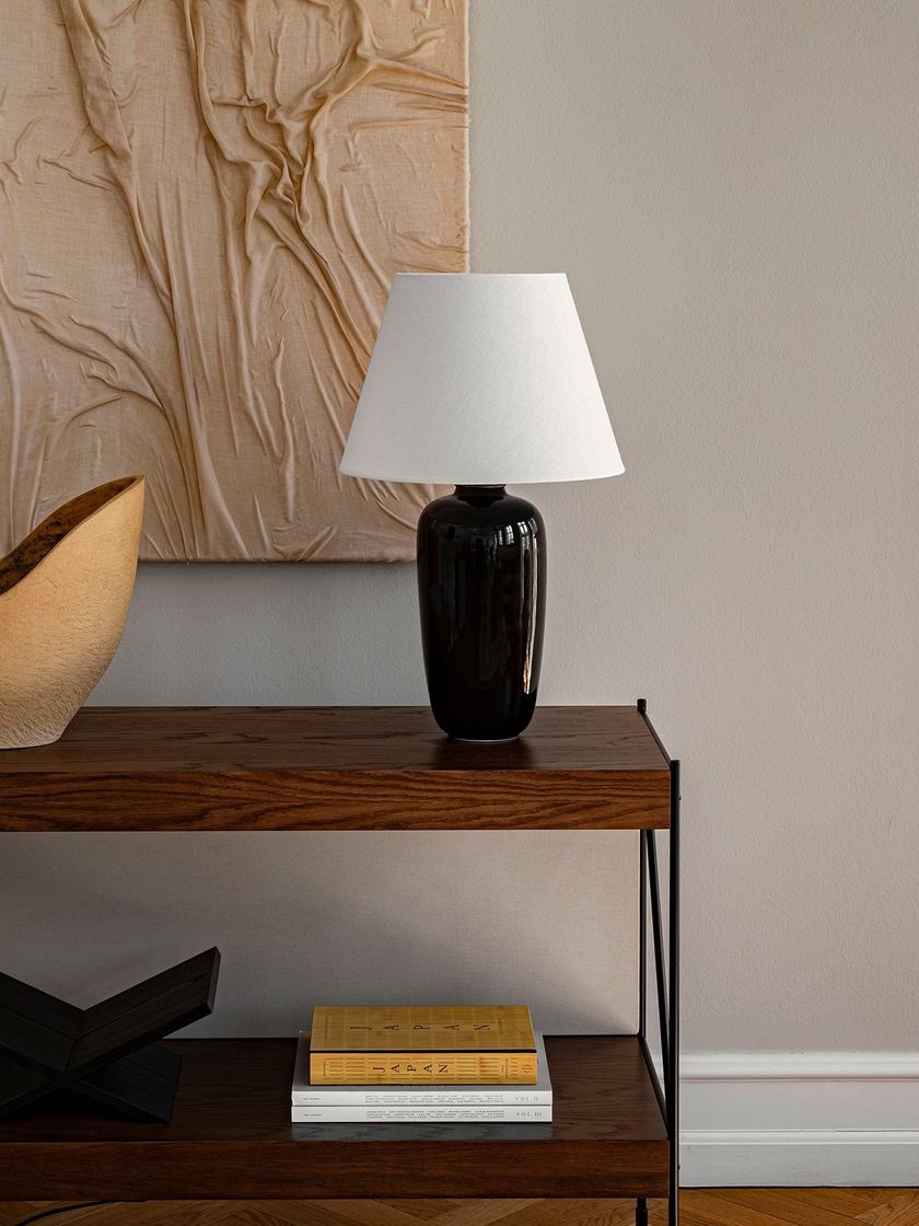 TORSO TABLE LAMP 57 Lámpara de mesa LED de cerámica By MENU | design ...
