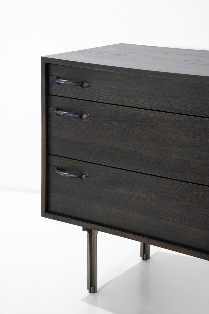 TOTE | Chest of drawers By District Eight