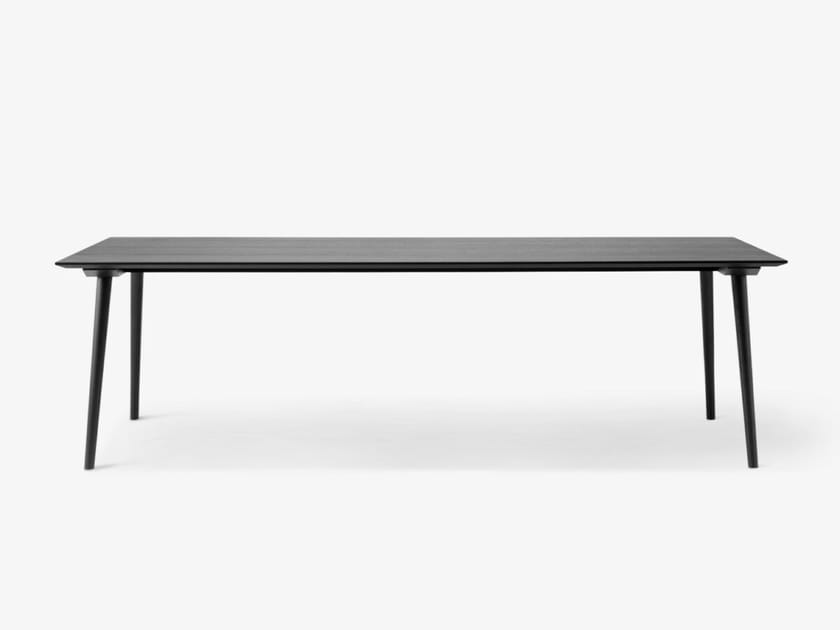 IN BETWEEN SK25 Conference table By &TRADITION