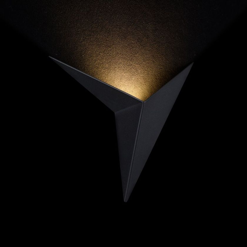 TRAME LED metal wall light By MAYTONI