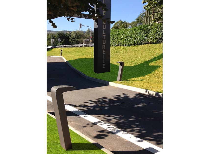 LED aluminium bollard light TREK By GHM-ECLATEC