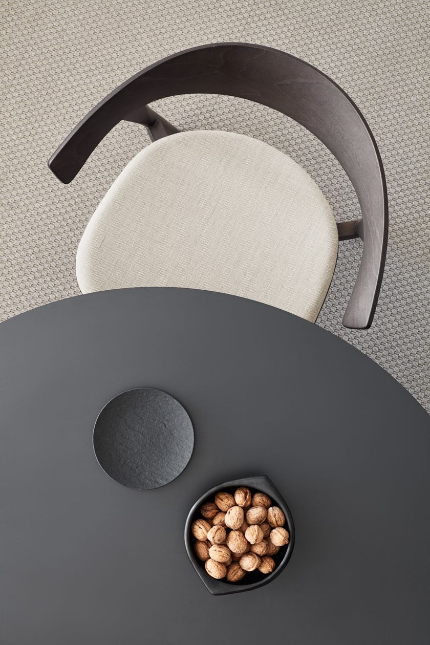 TRI-STAR | Round table Tri-Star Collection By Capdell design Claesson ...