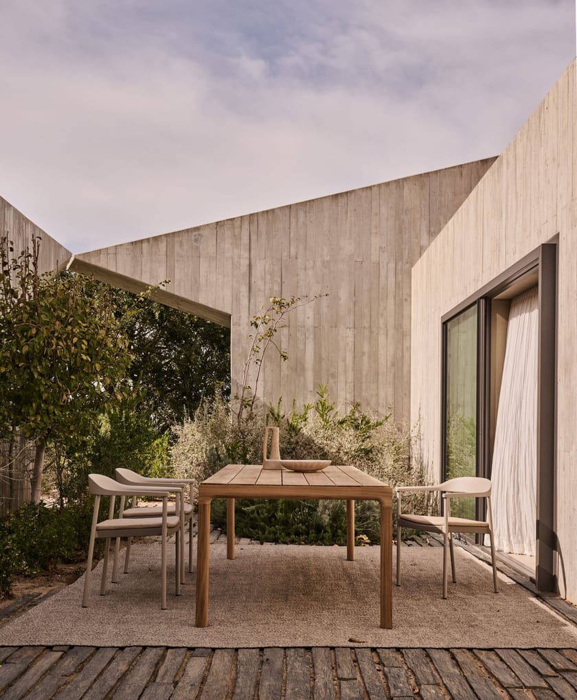 ILLUM Easy chair By TRIBÙ