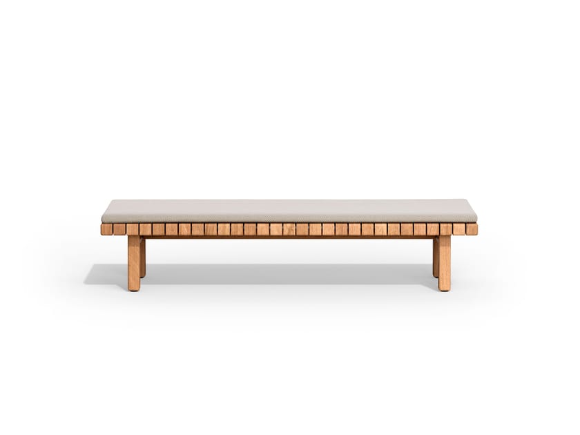 VIS À VIS Low teak coffee table By TRIBÙ