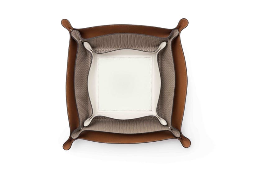 TRINKET Leather pin tray By Pinetti
