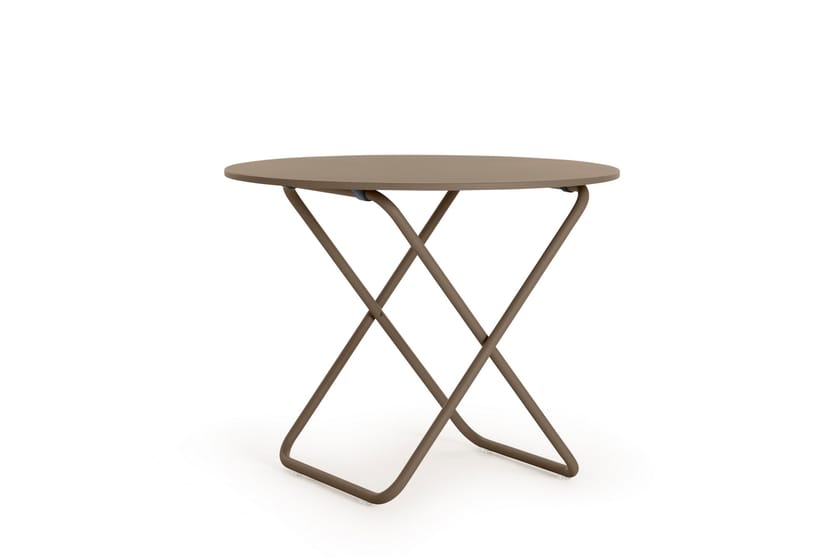 TRIP Folding thermo lacquered aluminium garden table By Diabla | design ...