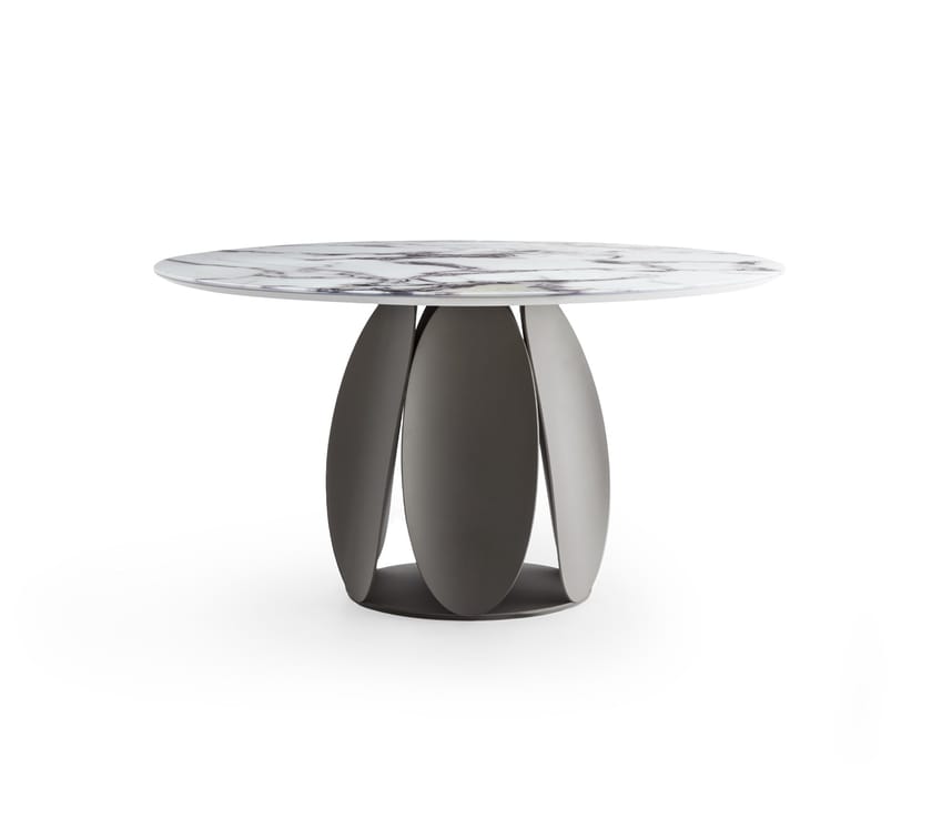 TULIPANO Tempered glass dining table with metal base By Morica Design
