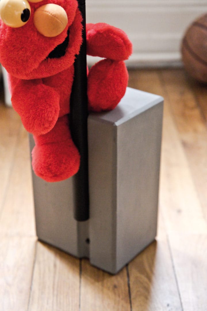 TWIST | Side table Twist Collection By lyon béton design Alexandre Dubreuil