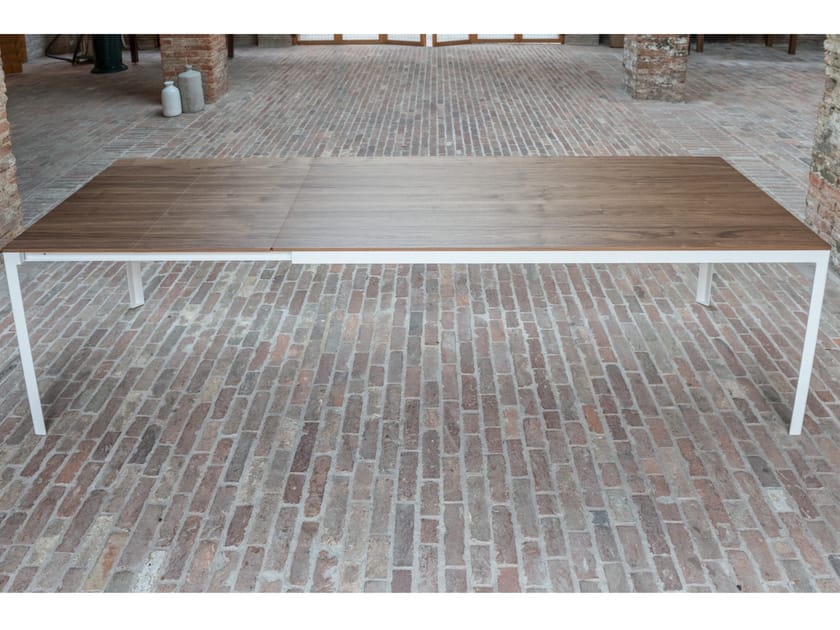 TYPE FOR IN | MDF table By iCarraro design Luciano Bertoncini