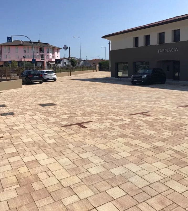 Massello autobloccante in calcestruzzo FARNESE FILTER - Tegolaia ...