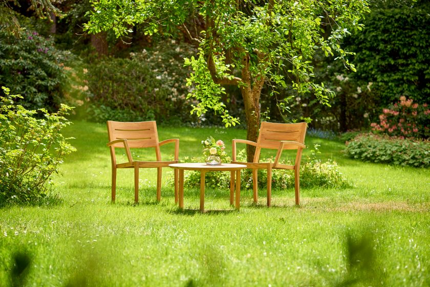 MANON Coffee table By Traditional Teak