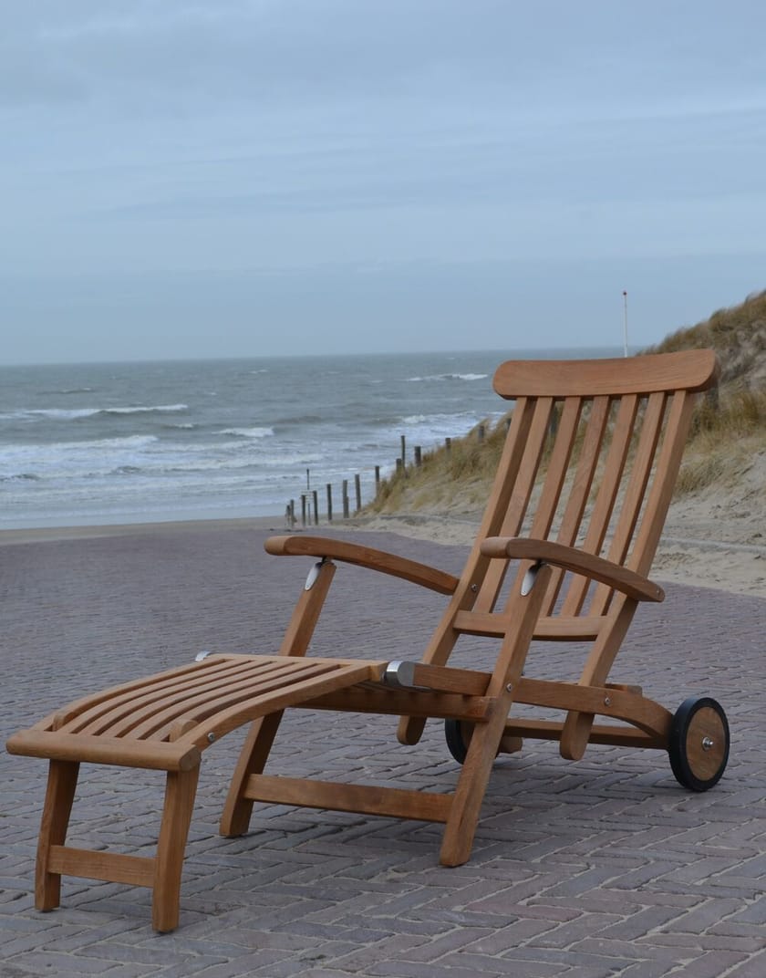 VICTORIA Deck chair By Traditional Teak