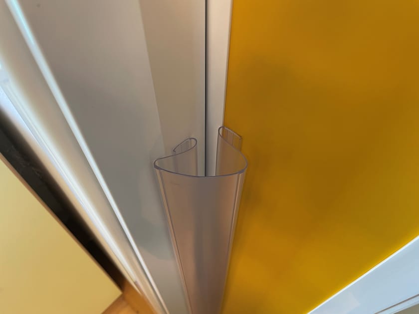 Transparent fingersafe Fingersafe protection with bi-adhesive By ProExpanso