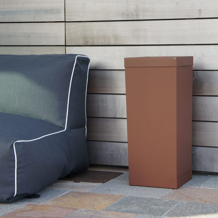 Trash bin Steel litter bin By Riuni