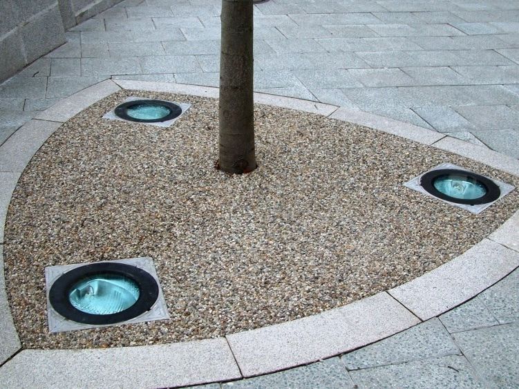 Draining resin Outdoor continous flooring TREE PITS By SureSet