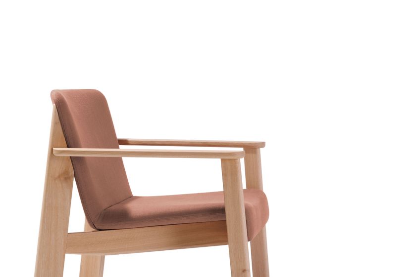 LISA SOFT Armchair By True Design