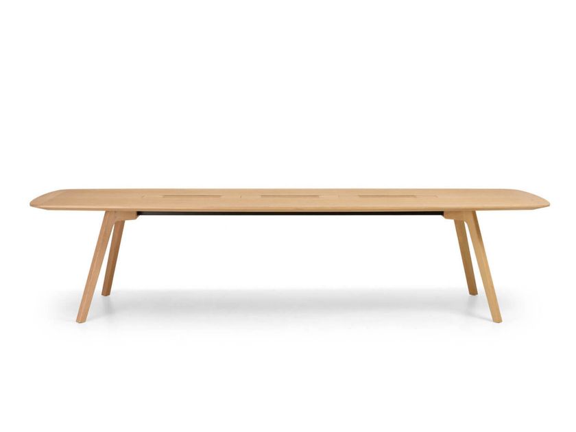WING Wooden table By True Design | design Parisotto+Formenton Architetti