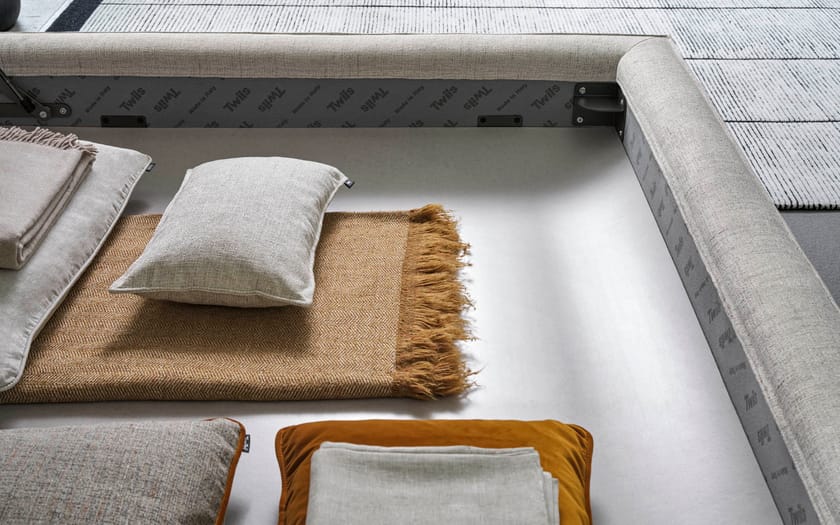 ACADEMY PIUMA Double bed with upholstered headboard By Twils