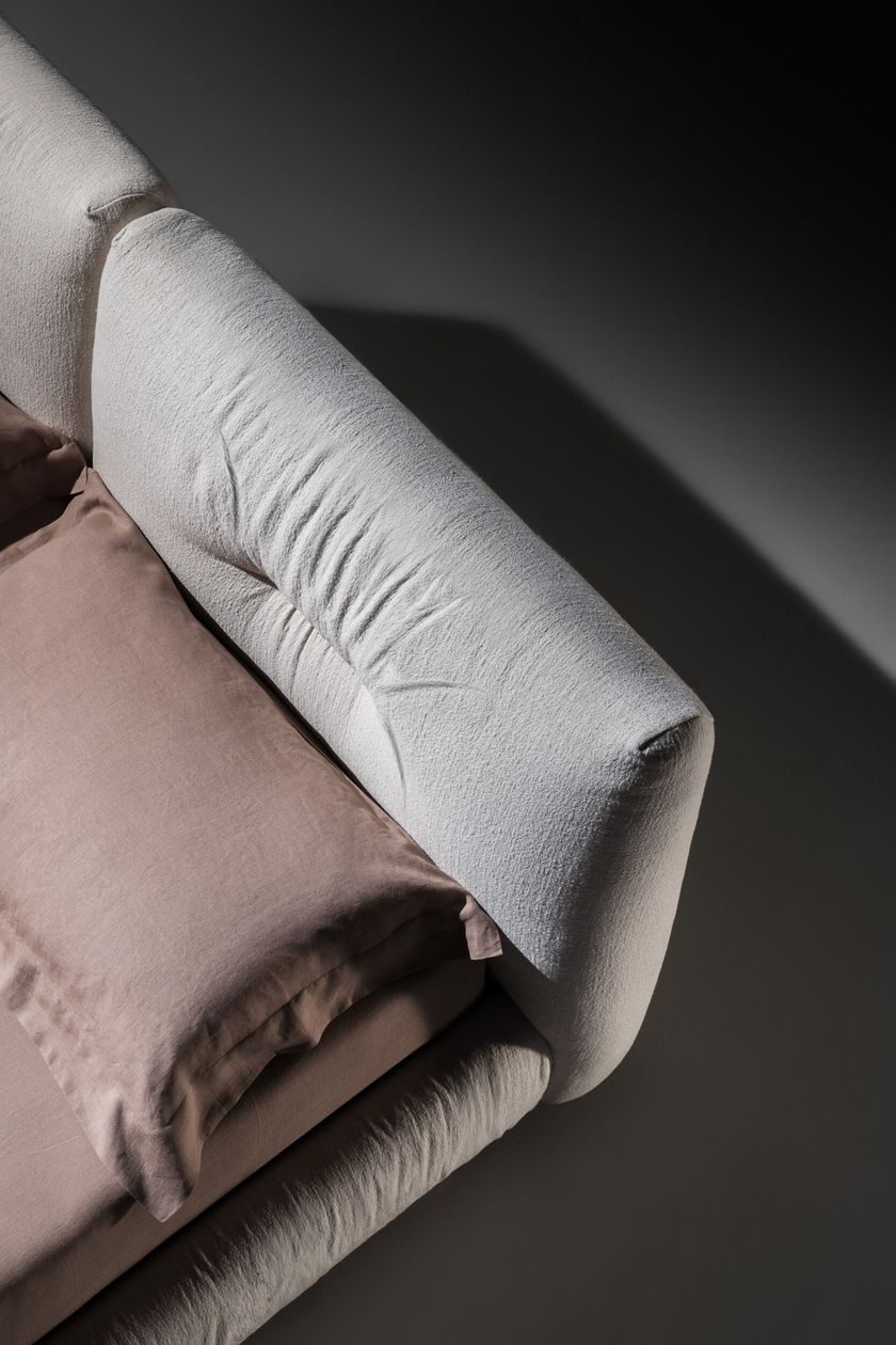 KUMO Bed By Twils