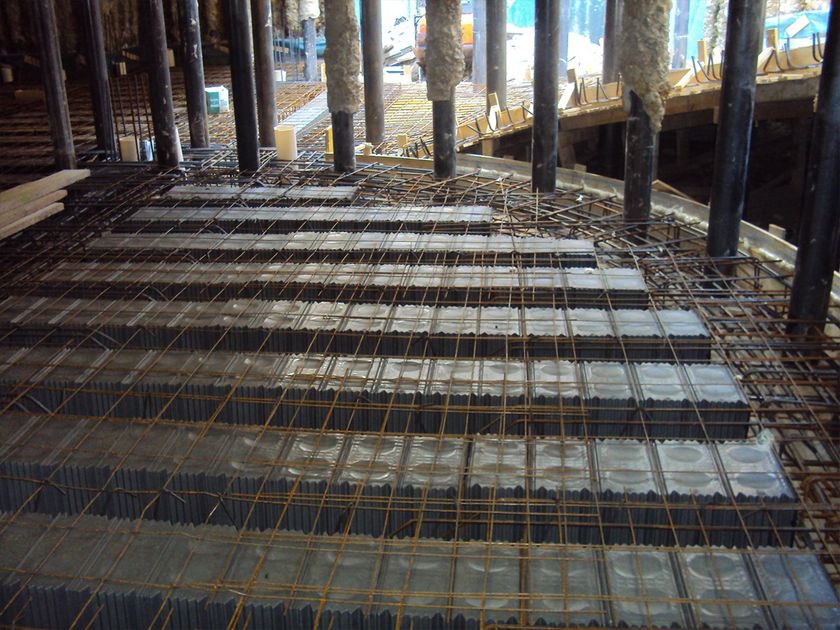 Pannello cassero autoportante per solaio U-BAHN® BETON - Daliform Group ...