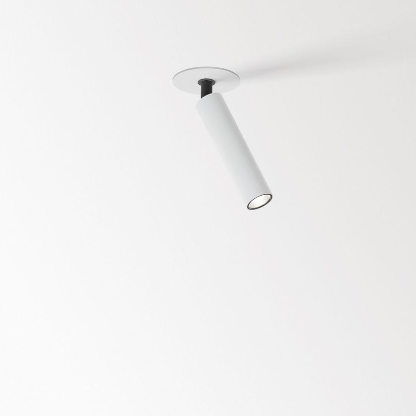 UHO CLIP | Adjustable spotlight By Delta Light