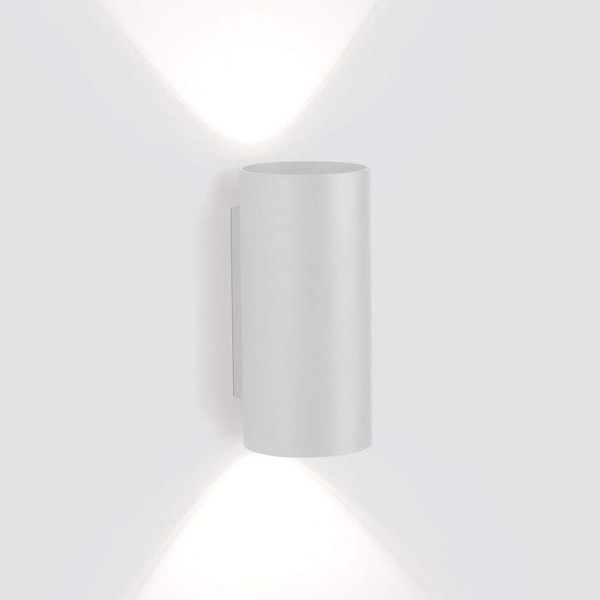 ULTRA X | Outdoor wall Lamp By Delta Light