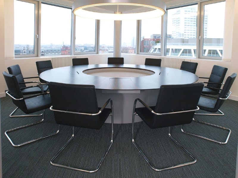 .UNIT | Meeting table By Spiegels